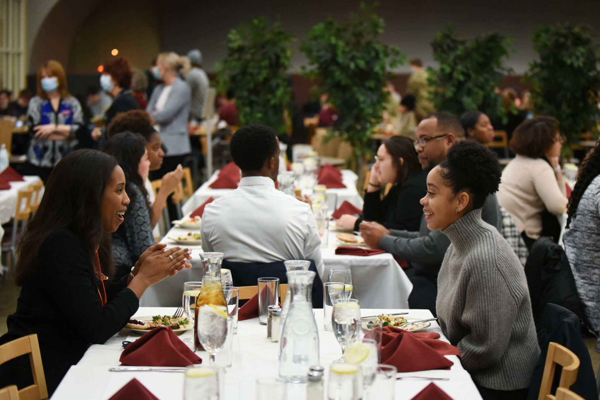Navigating Networking in College: 5 Tips To Go From Interactions to ...